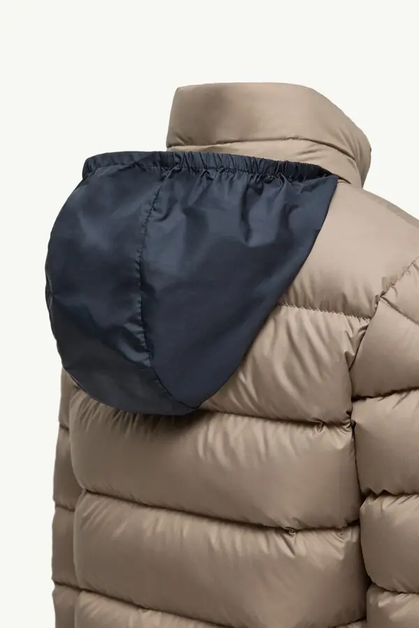 Moncler Bajan Down Jacket With Logo Detail - Light Brown