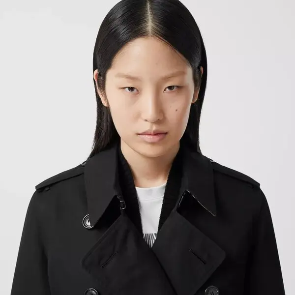 Burberry Mid-length Kensington Heritage Trench Coat