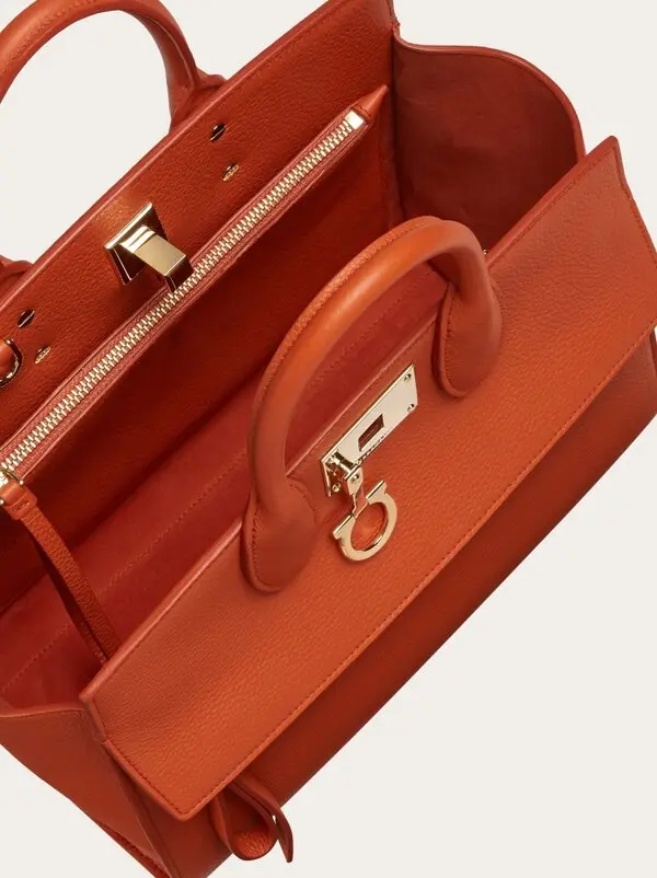 FERRAGAMO Studio Soft Logo Shoulder Bag