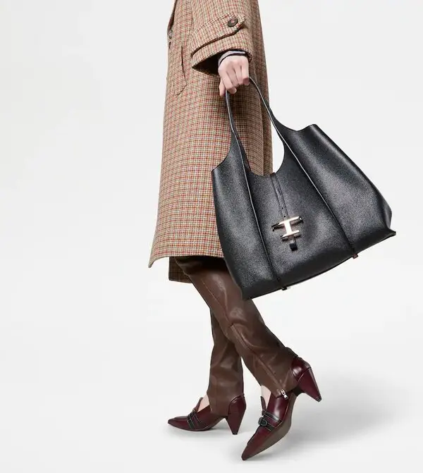 TOD'S Timeless Top Handle Medium Shopping Bag - Black