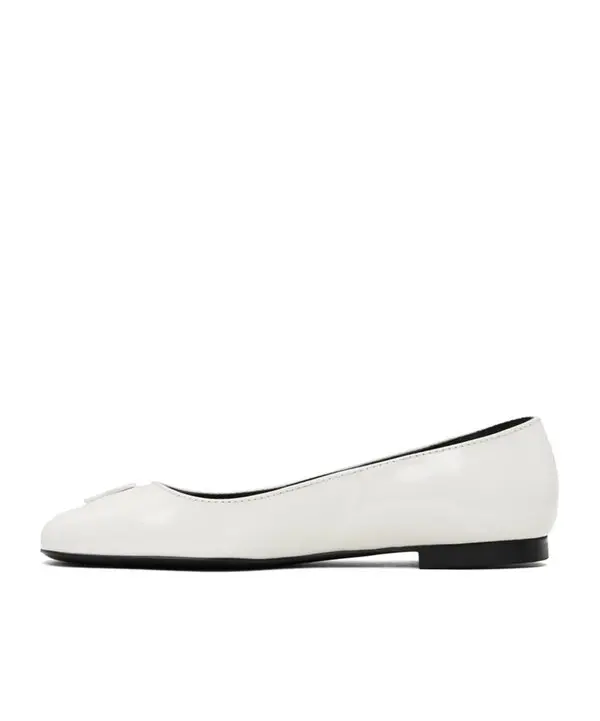 AMI Paris Logo Plaque Ballerina Flats