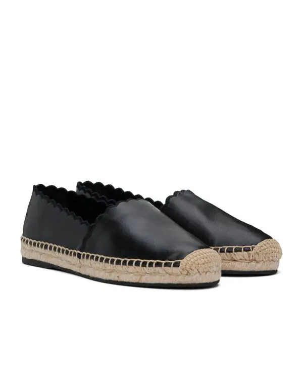 Chloé Scalloped Edge Slip-on Flats