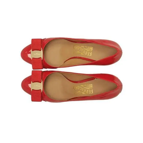FERRAGAMO Vara High Heels