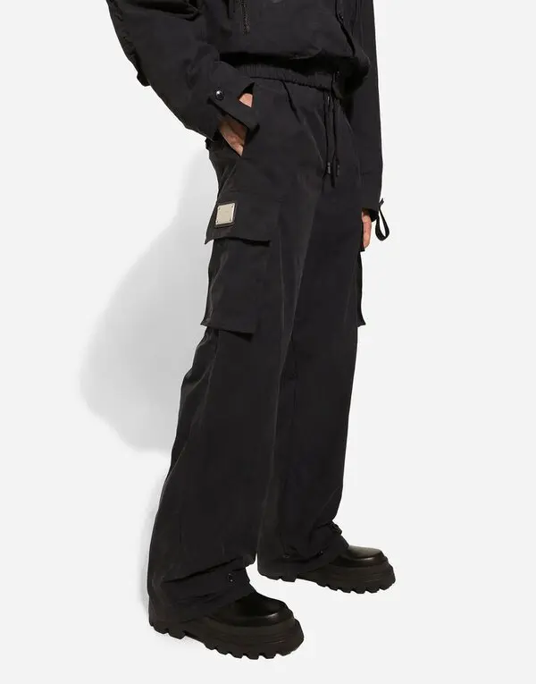 Dolce & Gabbana Logo Plaque Cargo Trousers - Black