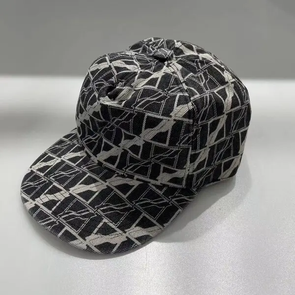 We11Done Logo Baseball Cap