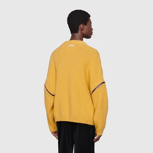 Gucci V-neck Cable Knit Pullover With Removable Sleeves