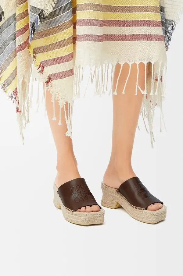 Loewe Petal Espadrille Platform Slides - Nude