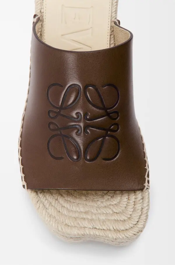 Loewe Petal Espadrille Platform Slides - Nude