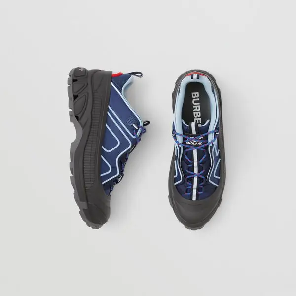 Burberry Arthur Two-tone Sneakers - Black
