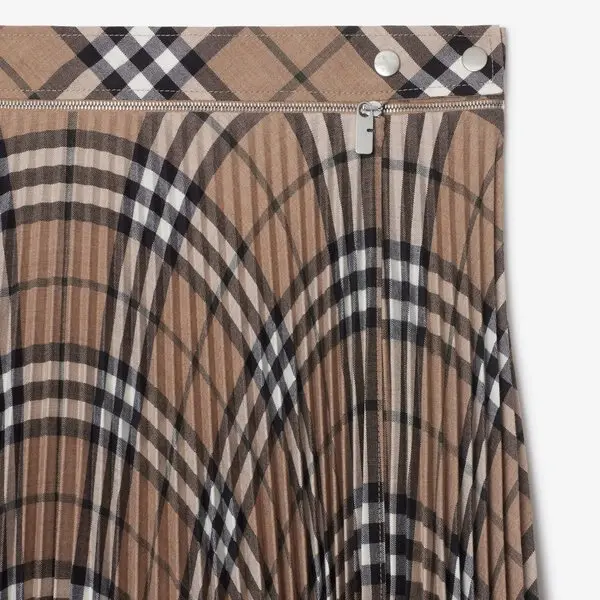 Burberry Checked Pleated Midi Skirt - Elm