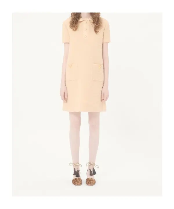 Valentino Garavani Curly Wool Short Dress With V-detail Pockets And Bow Neckline - Birch Color