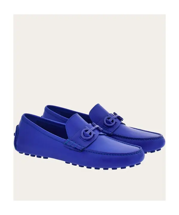 FERRAGAMO Round Toe Loafers - Blue