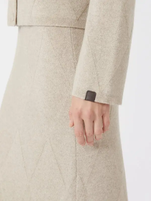 Max Mara Buttoned Knitted Cardigan - Beige