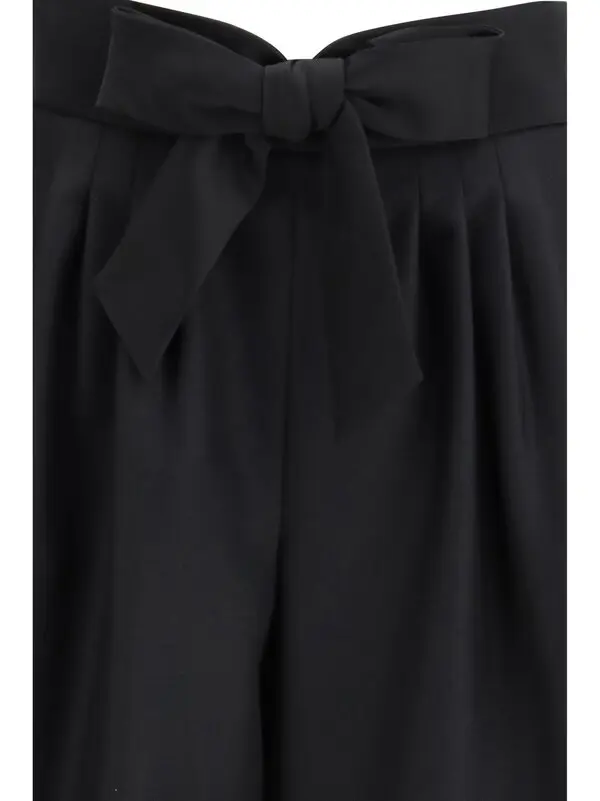 Valentino Garavani Bow Detailed Pleated Shorts