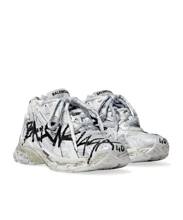 Balenciaga Runner Lace-up Sneakers With Side Logo Print - White/black