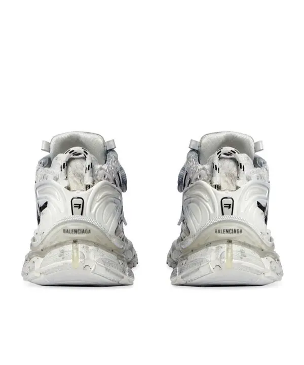 Balenciaga Runner Lace-up Sneakers With Side Logo Print - White/black