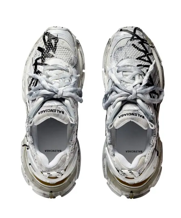 Balenciaga Runner Lace-up Sneakers With Side Logo Print - White/black