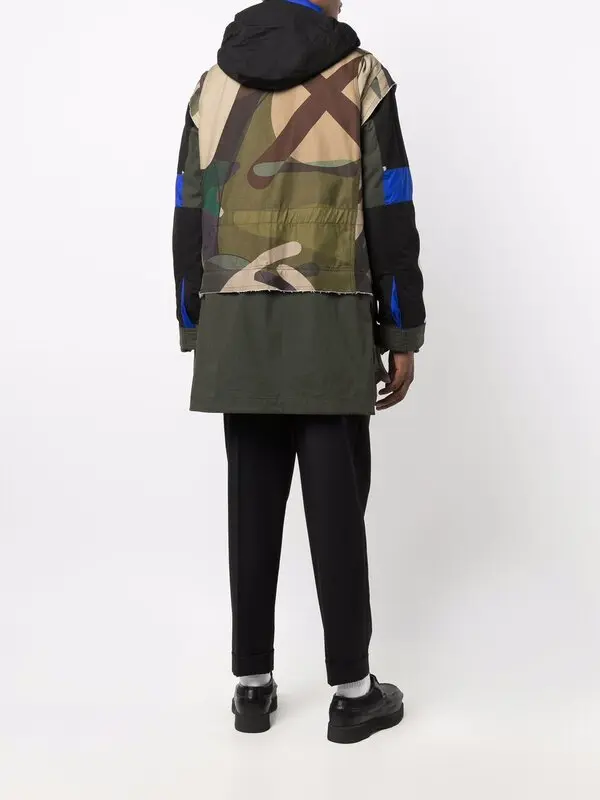 Sacai Camouflage-print Hooded Coat - Black