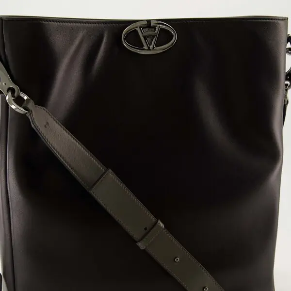 Valentino Garavani Vlogo Locker Strapped Shoulder Bag