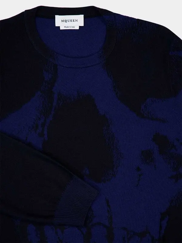 Alexander McQueen Crew Neck Sweater With Exploded Skull Motif - Black/blue