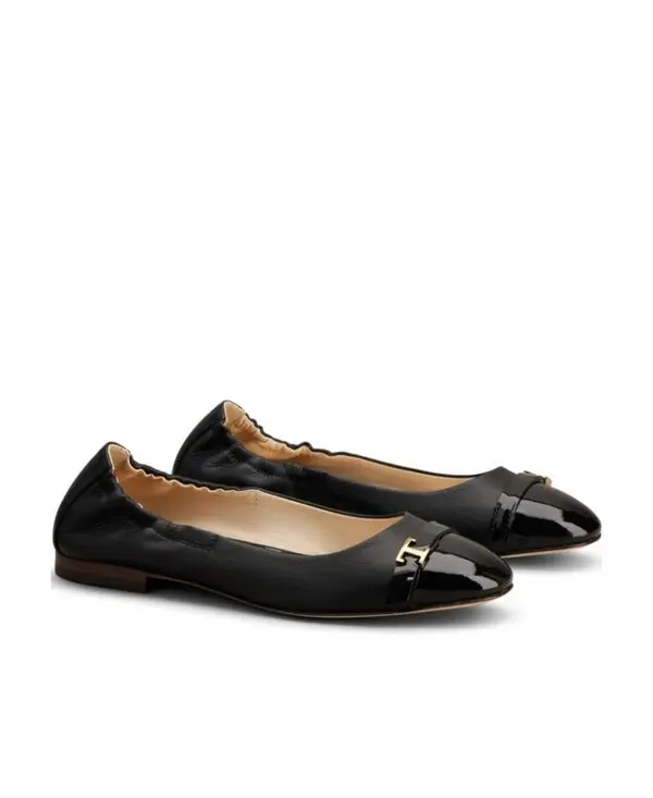 TOD'S Ballerina Flats With Gold Logo Detail - Black
