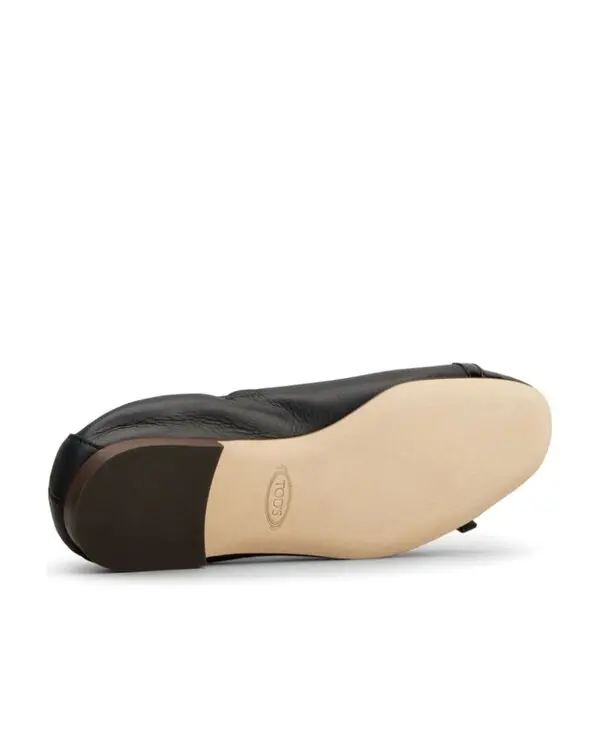 TOD'S Ballerina Flats With Gold Logo Detail - Black