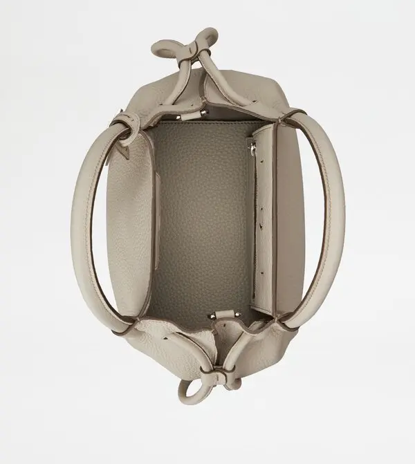 TOD'S Leather Bucket Bag With Detachable T Timeless Charm - Nude