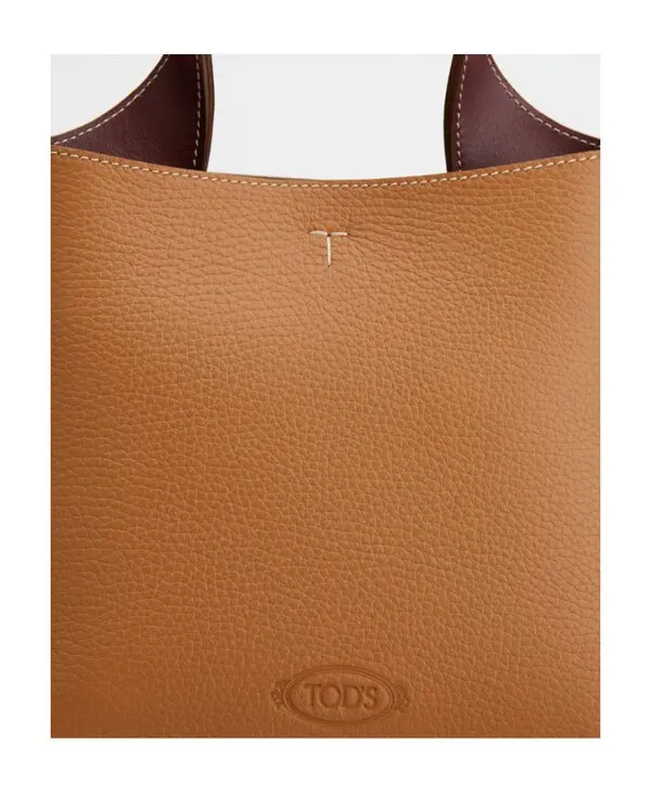 TOD'S T Logo Plaque Tote Bag - Brown
