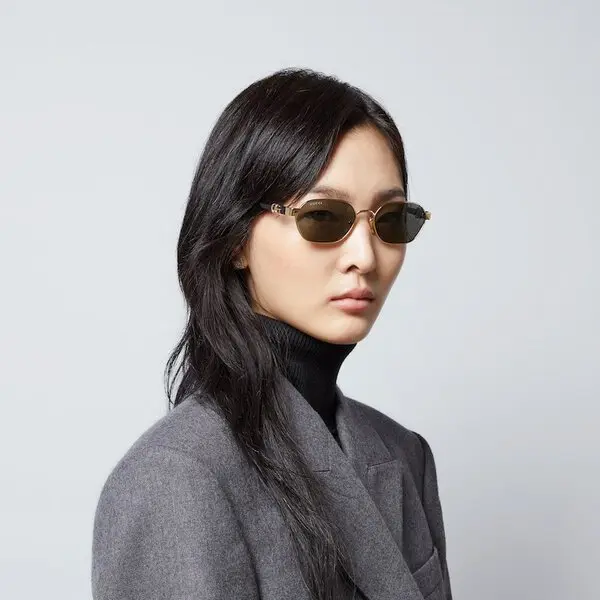 Gucci Oval Frame Sunglasses - Black