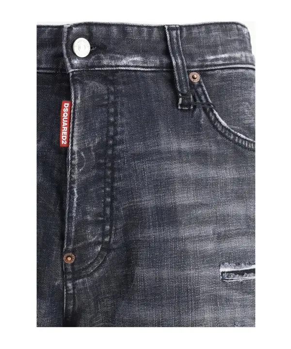 Dsquared2 Distressed Denim Shorts With Logo Patch - Gray