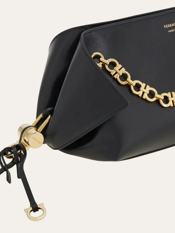 FERRAGAMO Chain-linked Shoulder Bag - Black