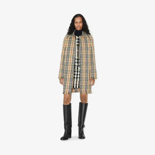 Burberry Checked Fringed-edge Buttoned Coat