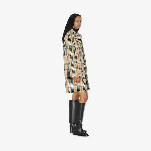 Burberry Checked Fringed-edge Buttoned Coat
