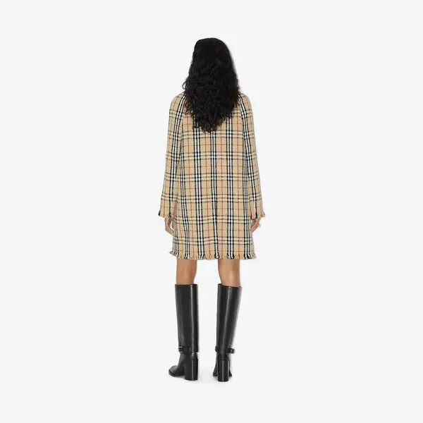 Burberry Checked Fringed-edge Buttoned Coat