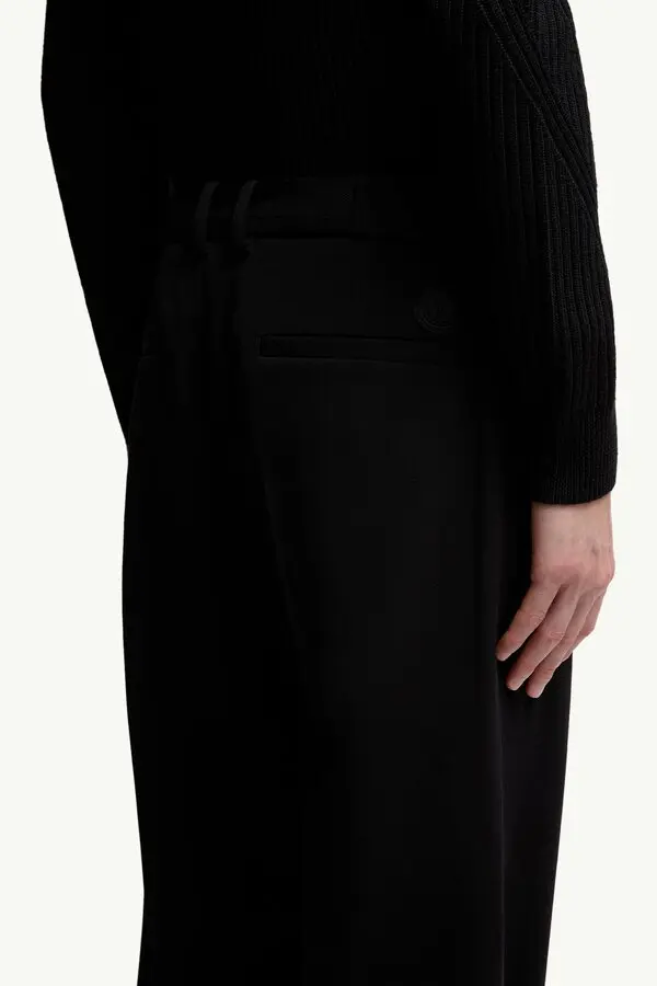 Moncler Straight-leg Belted Trousers - Black
