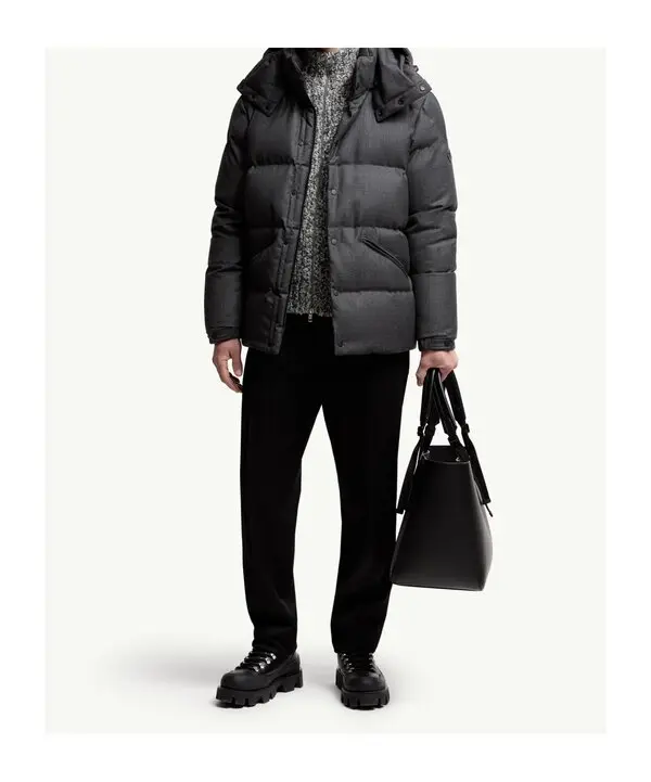 Moncler Eawy Hooded Short Puffer Jacket