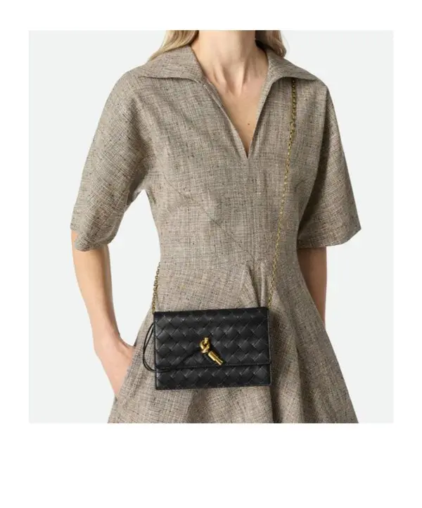 Bottega Veneta Intrecciato Nappa Leather Pouch With Chain - Black