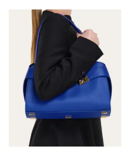 FERRAGAMO Hug Soft Shoulder Bag - Klein/midnight Blue