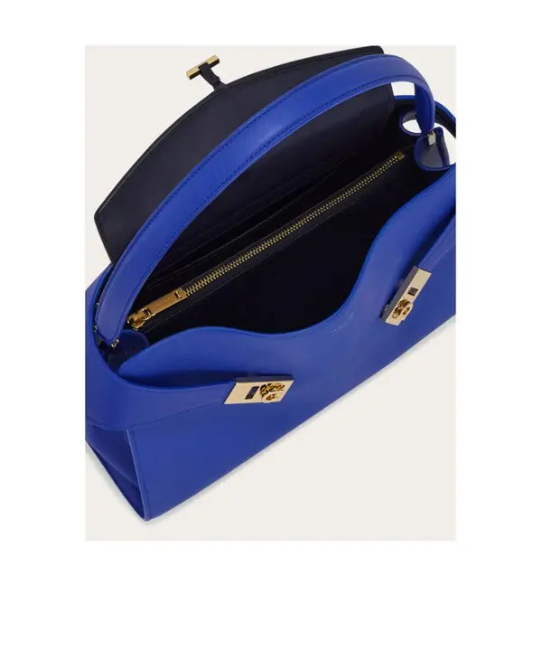FERRAGAMO Hug Soft Shoulder Bag - Klein/midnight Blue