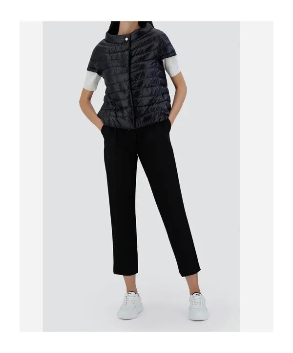 Herno Greta Short-sleeved Puffer Jacket - Black