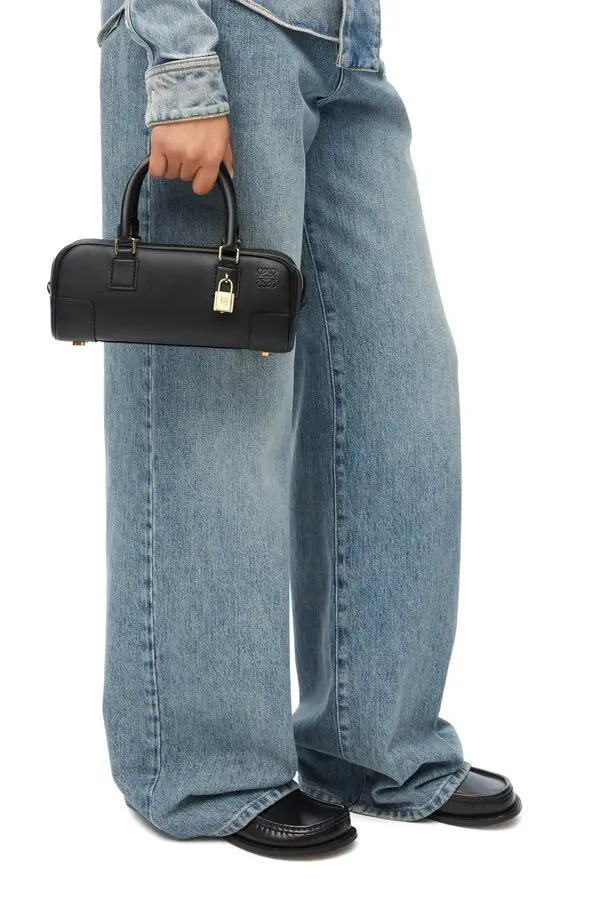 Loewe Amazona 23 Cropped Bag In Nappa Calfskin - Black
