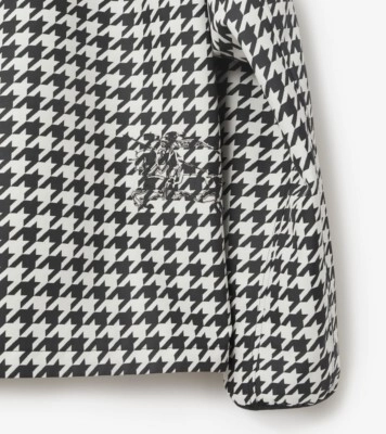 Burberry Equestrian Knight-print Hooded Jacket - White