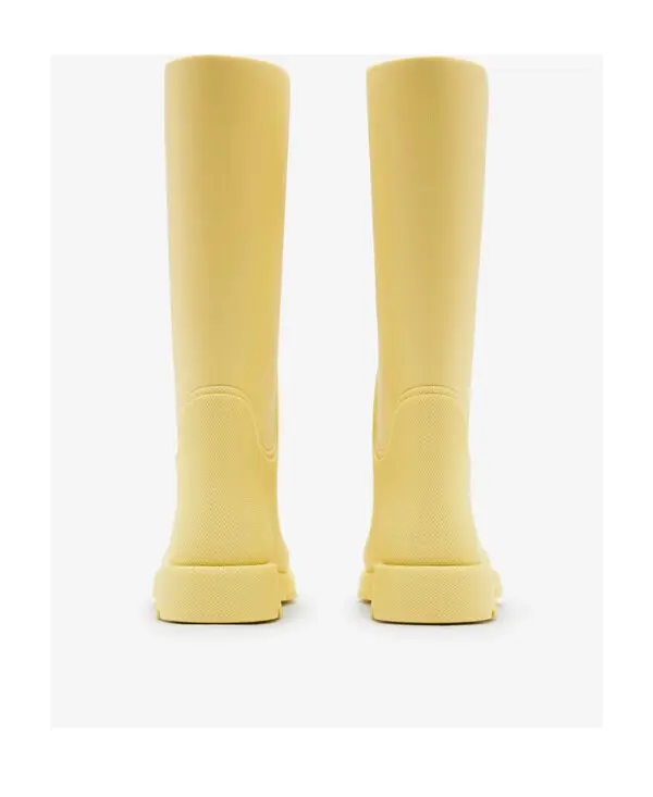 Burberry Knee-high Rain Boots With Lug Sole - Nude