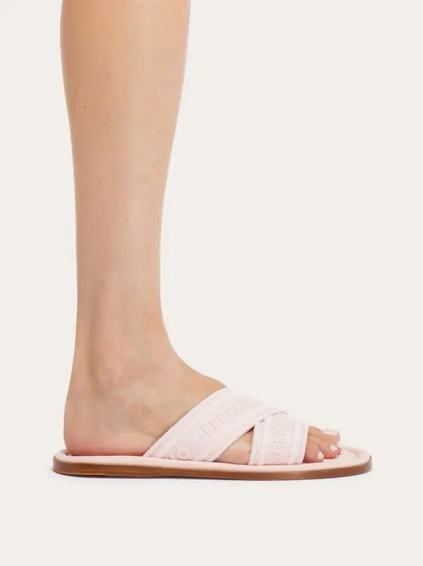FERRAGAMO Logo Embossed Slip-on Sandals