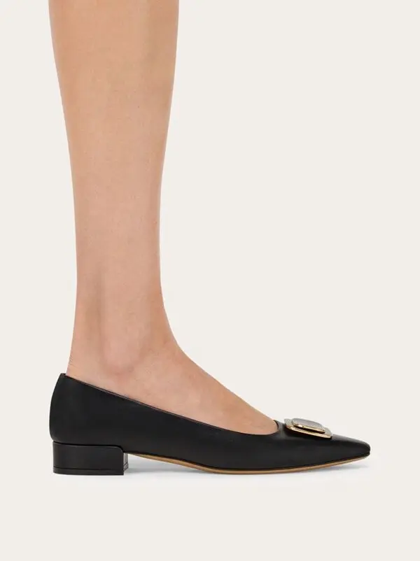 FERRAGAMO Vara Plate Ballet Flats - Black