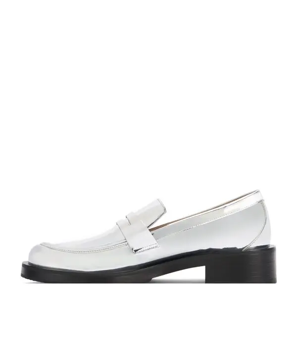STUART WEITZMAN Palmer Bold Loafers - Silver