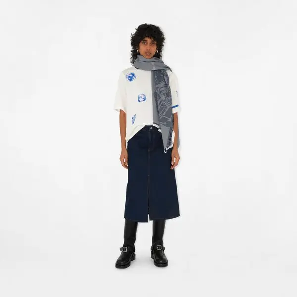 Burberry Equestrian Knight Knitted Fringed-edge Scarf