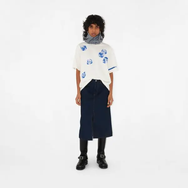Burberry Equestrian Knight Knitted Fringed-edge Scarf