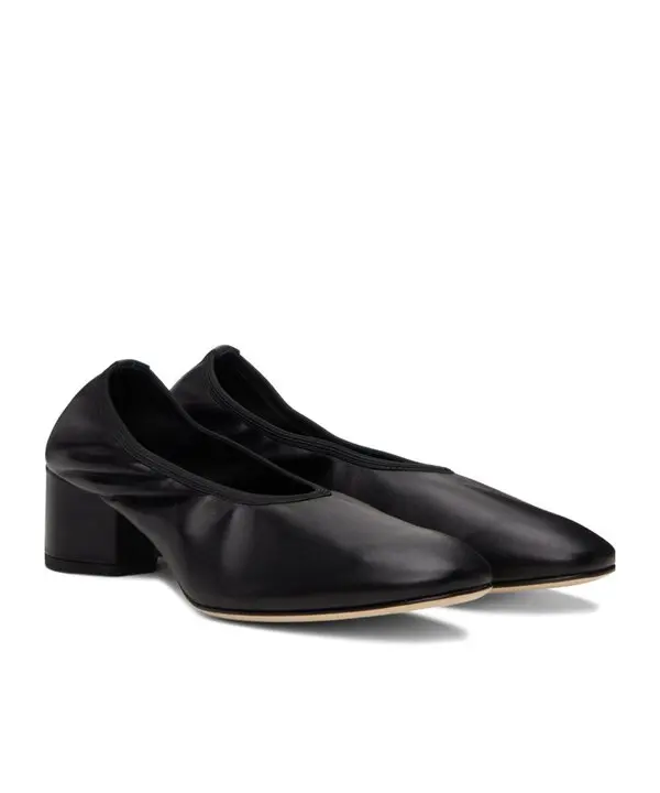 AeydĒ Round Toe High Heel Pumps