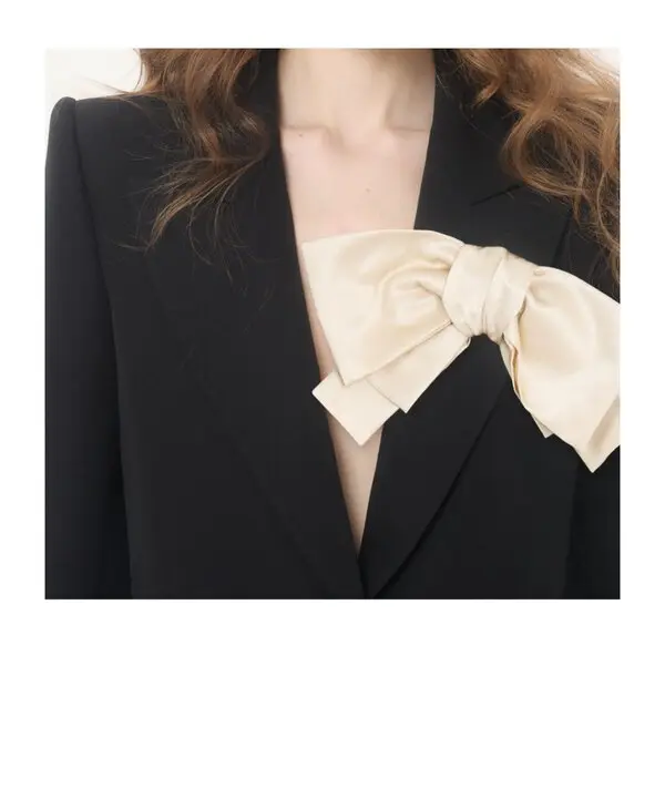 Valentino Garavani Long-sleeved Jacket With Bow Detail